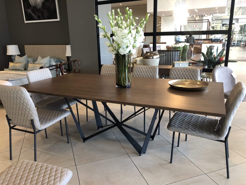 Apartment Dining table A-48 - Da Rocha