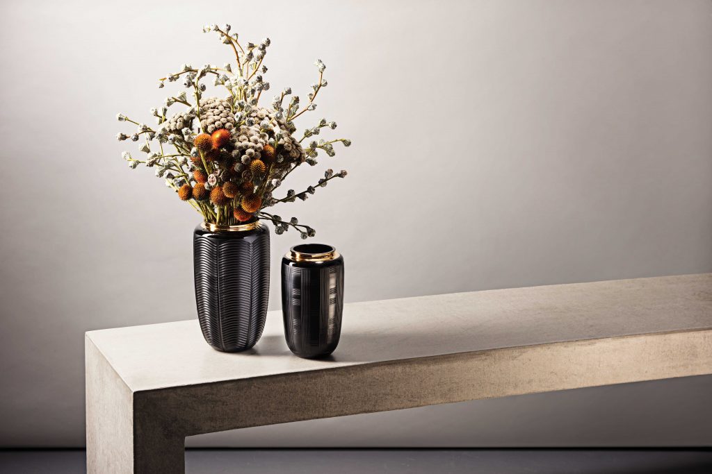Jet Black - Small Vase - Da Rocha