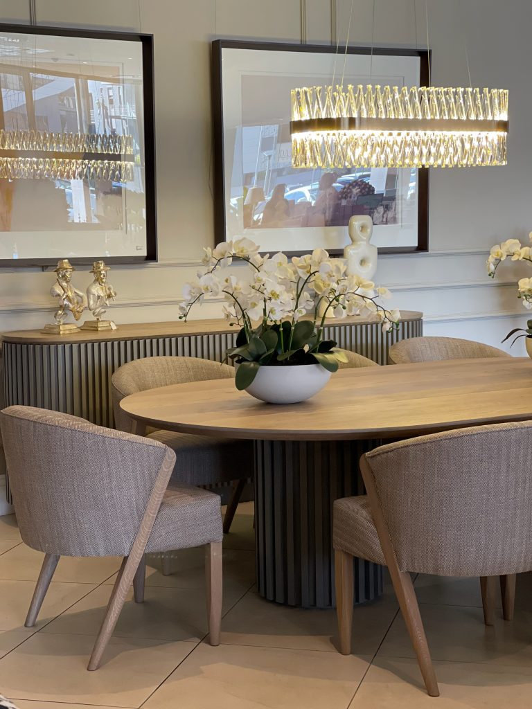 Cataleya Dining Table - Da Rocha