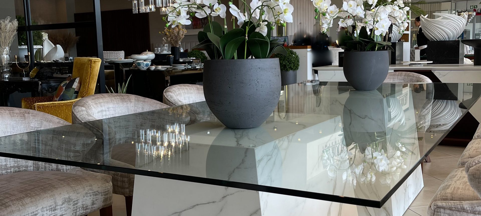 Banana Leaf Ginger Jar - Da Rocha